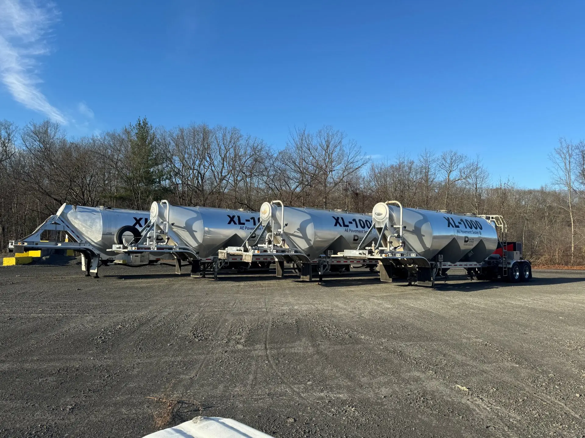 XL-1000 AE – Premium Rubberized Asphalt Emulsion Sealer - DaltonCoatingsX